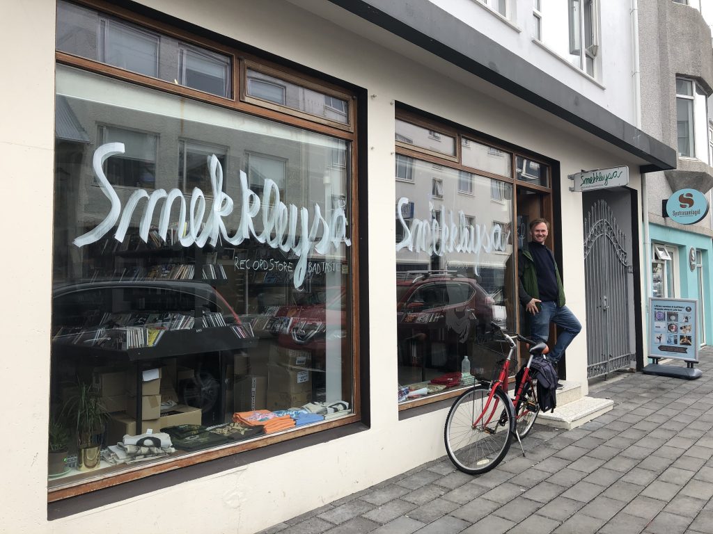 Við erum komin í gang - Smekkleysa SM